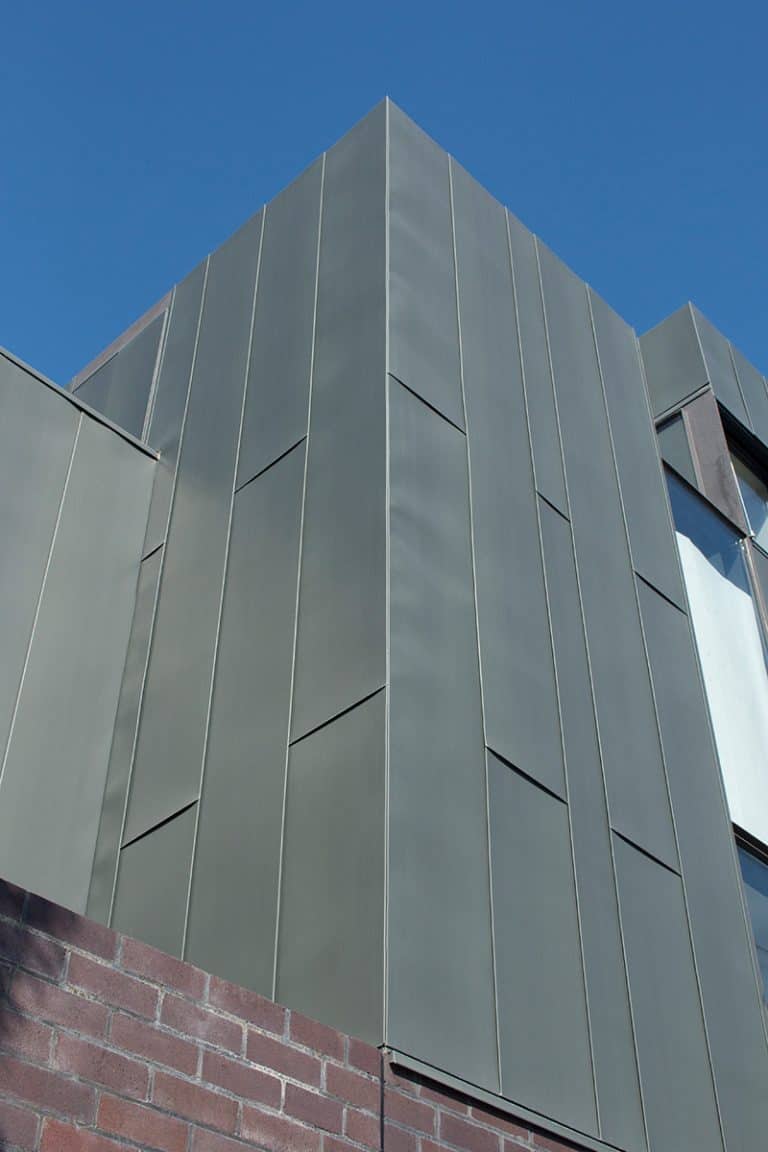 Station Street House features Rheinzink Flatlock cladding panels